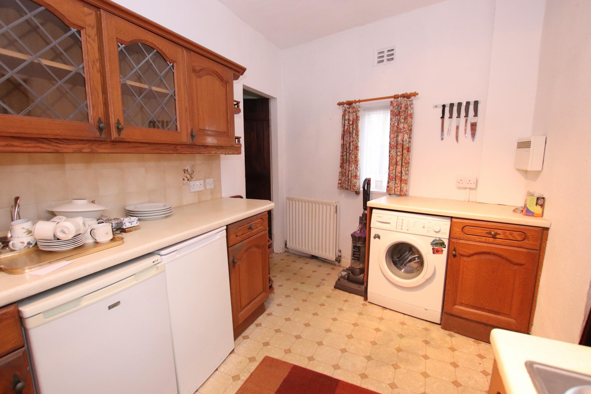 36 Frizinghall Road, Frizinghall, Bradford, West Yorkshire, BD9 4LD ...