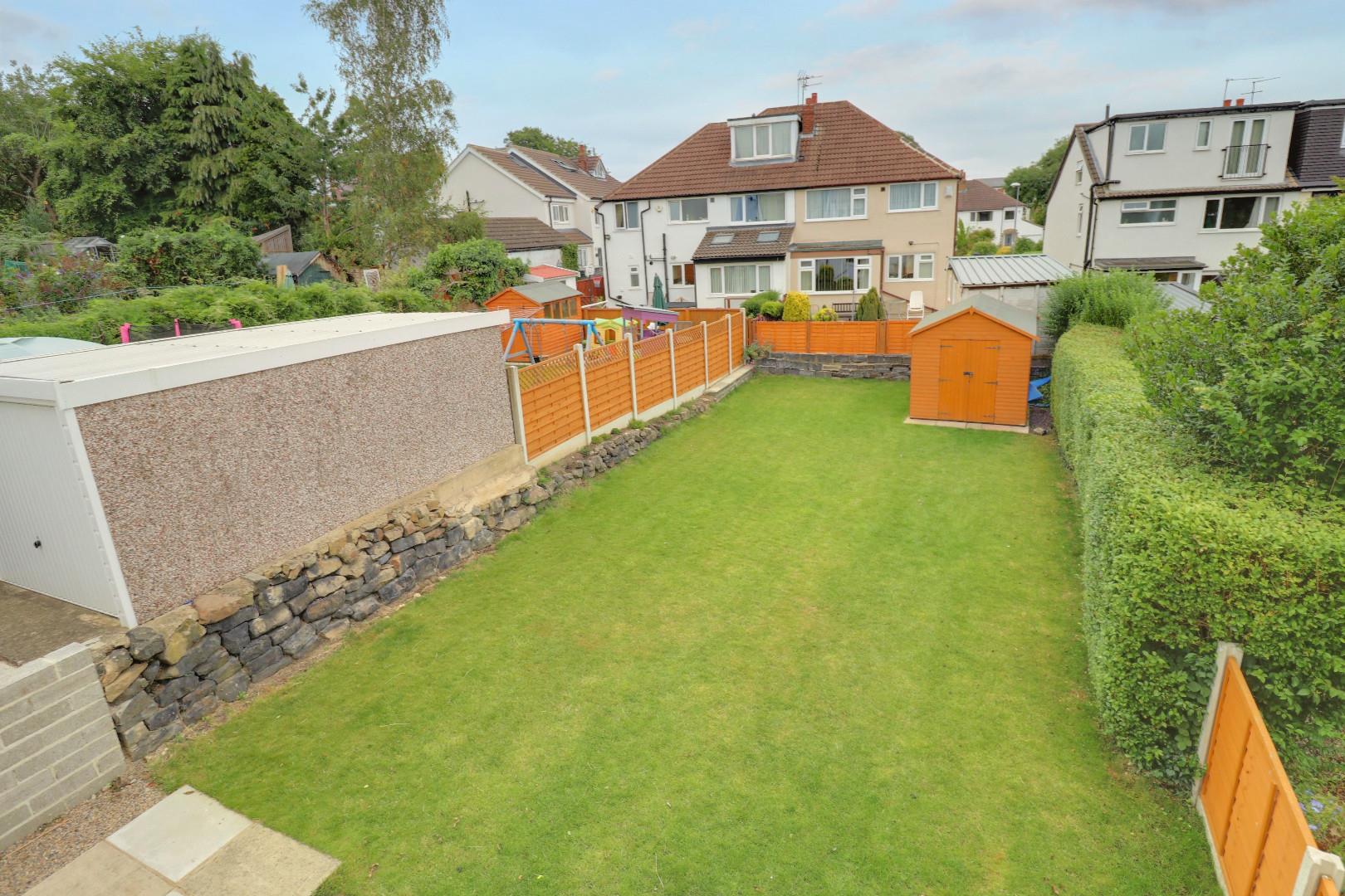 Victoria Drive Horsforth Leeds West Yorkshire Ls18 4pn Advanced
